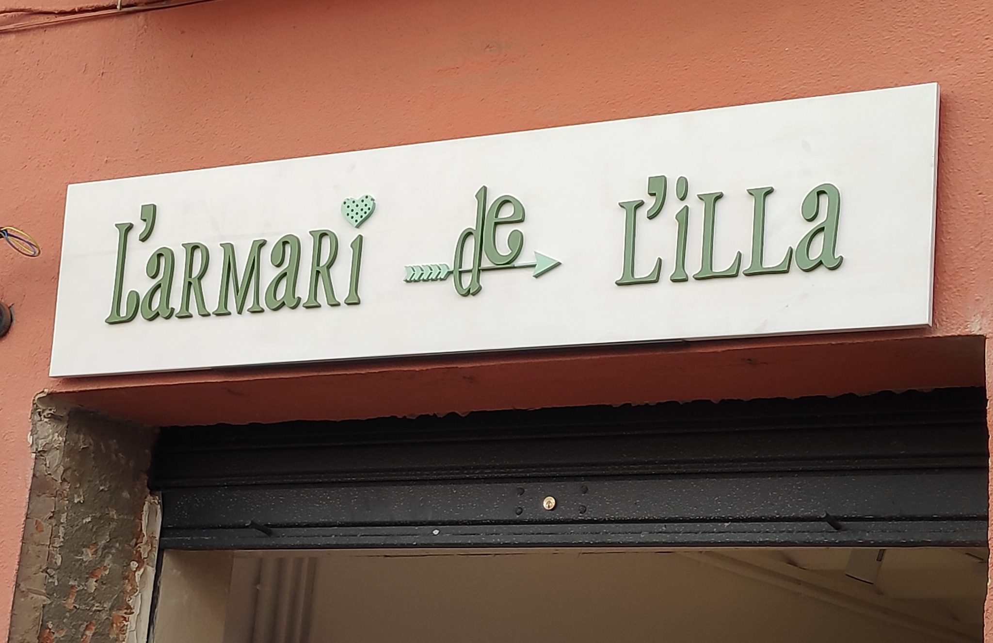 Rotulo de madera ♻️ al mejor precio + INSTALACIÓN